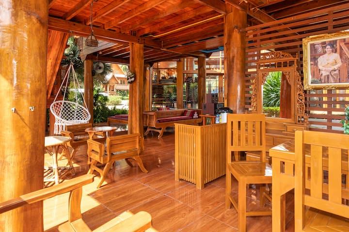 3 Bed Luxury Thai-style Villa - Thailand