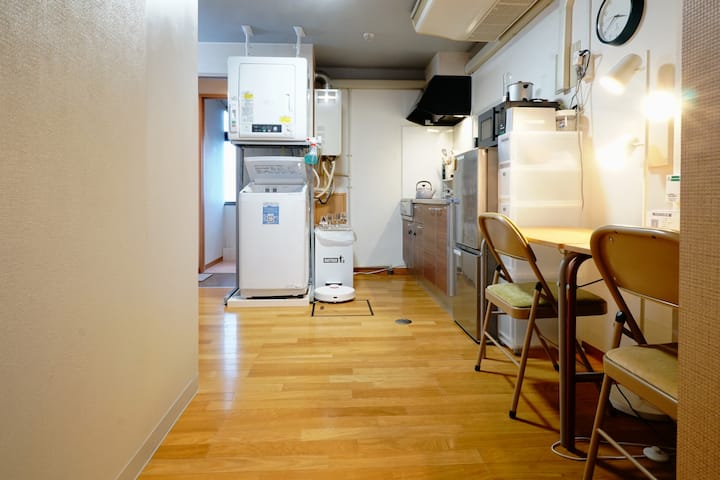 【貸切】【ファミリー】福島駅から徒歩9分のセルフチェックイン式のキッチン付5ベッドルーム - Fukushima
