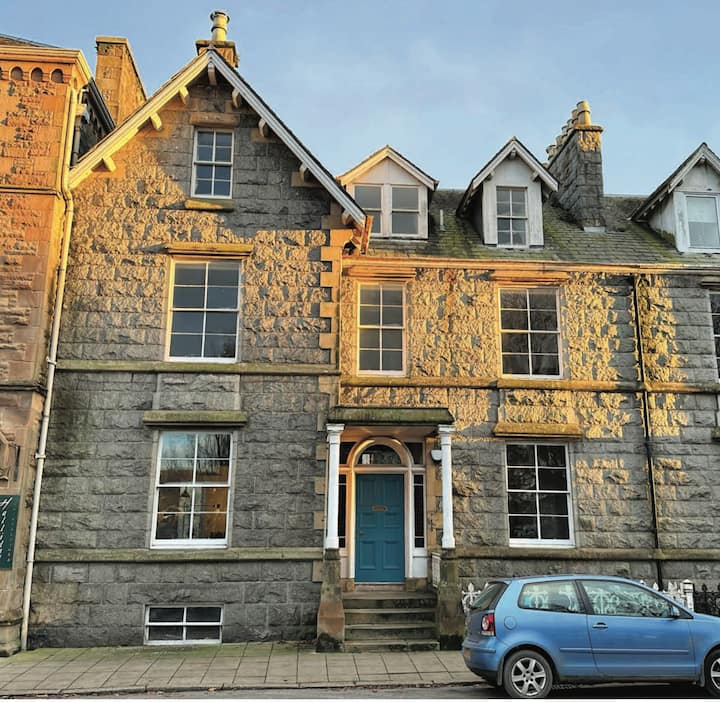 Livingallery 5bed Townhouse - カークーブリ