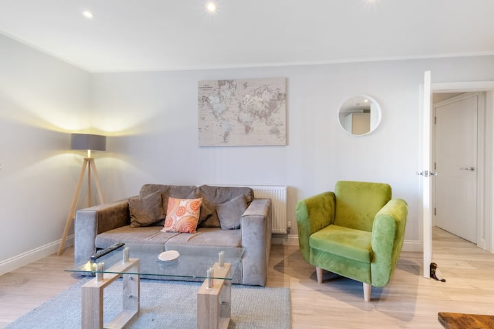 The Modern Apartment 2br With Parking - 02 - High Wycombe