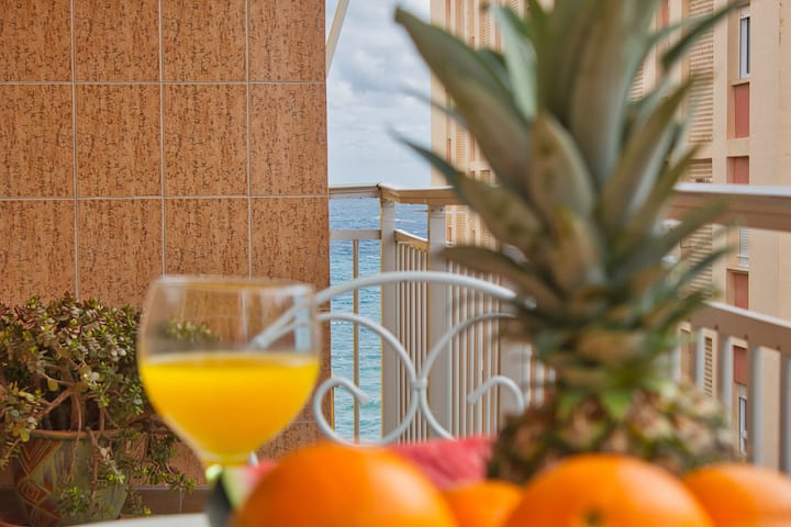 Mediterranean Pearl / 50m Playa Del Cura - Torrevieja