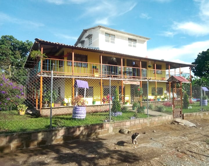 Hostal Rural Alejandría - Armenia