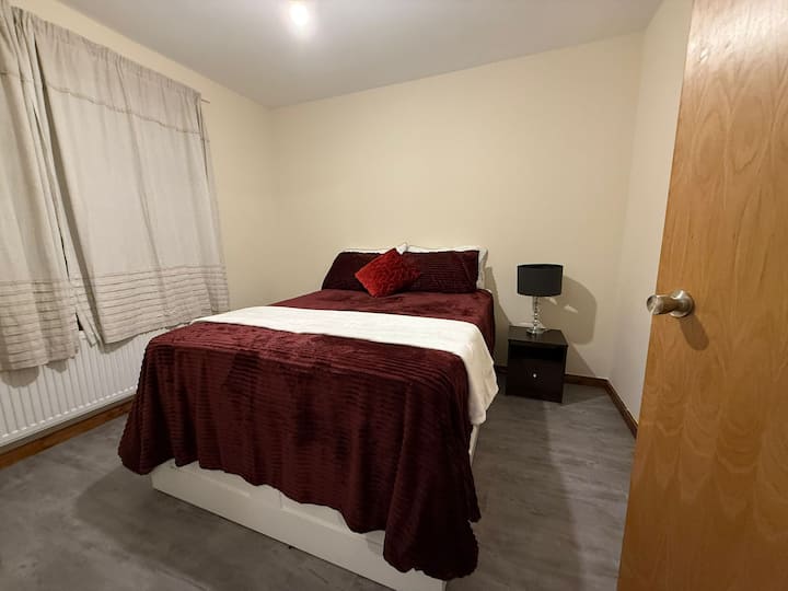 Luxury Town Centre W Parking - Reading