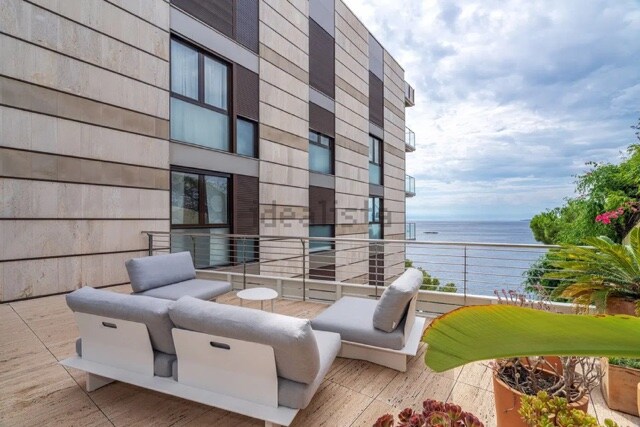 Seafront Getaway on the Bay of Roses – Canyelles - Apartments for Rent ...