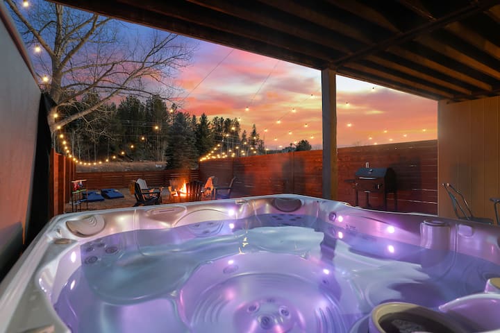 The Floating Haven - Custer, SD