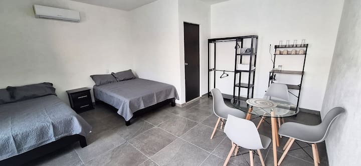 Nuevo Departamento Céntrico Con Alberca Y Cochera - Cozumel