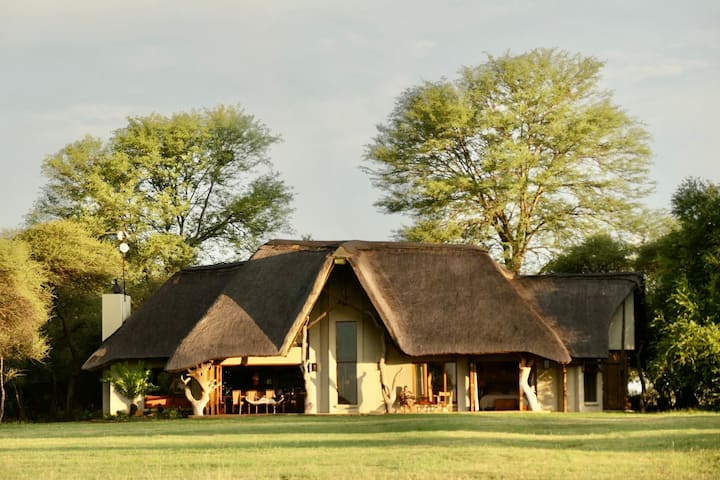 Moruleng, South Africa Vacation Rentals - Airbnb