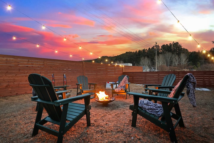Buffalo Roam Retreat - Custer, SD