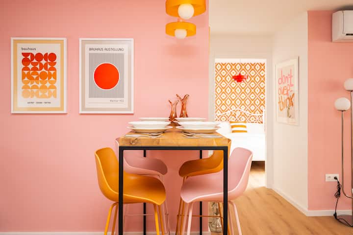Colorful 3-bedroom Apartment Near The Center - Sarajevo