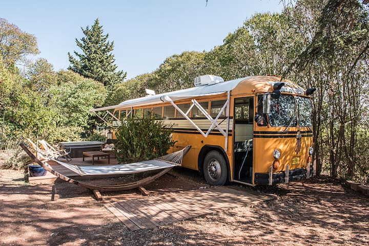 Hébergement Insolite Le Bus - Le Luc