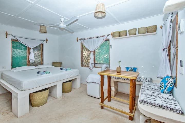 Kilifi Story: A Coastal Cabin - Kenya