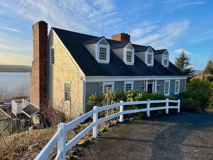 Puget Sound View House With Pool - Tacoma, WA