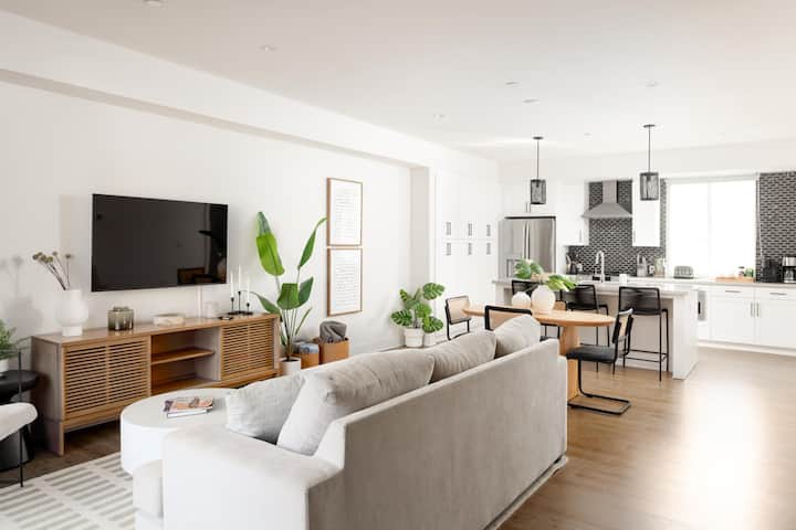 King Bed|chef's Kitchen|2-car Garage|1650 Sq Ft - Coronado, CA