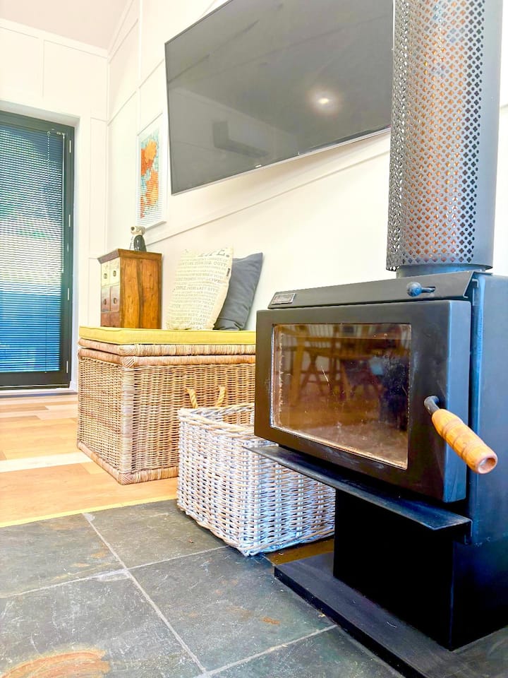 Barn On The 5th- 1 Free With 3+ Night Booking - Rye