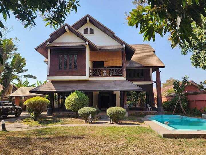 Love Island In Laos - Vientiane