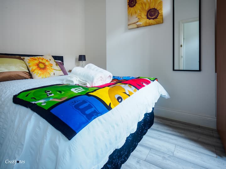 Cosy Large Double Room 1 - Stoke-on-Trent