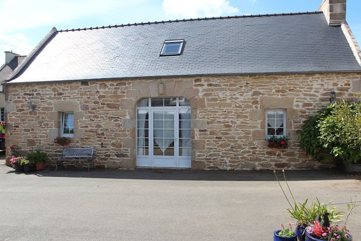 Maison Entre Mer Et Campagne - Plozévet