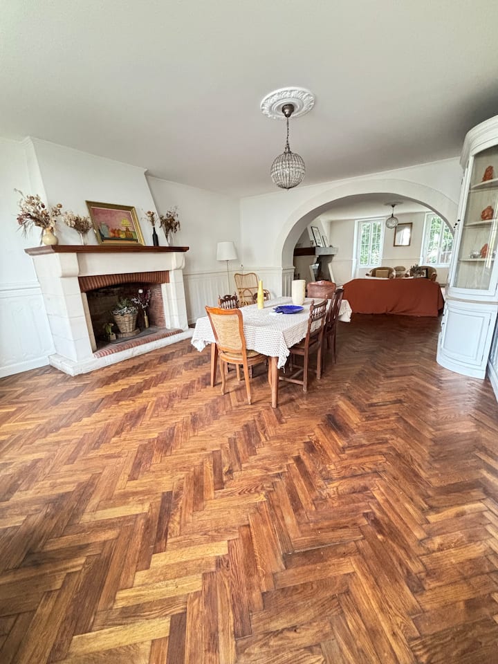 Maison Bourgeoise 230m Avec Parc - Coutras