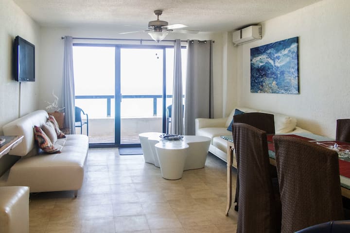 Million$ Oceanview/2bd-2bth/best Beach+location - Cancún