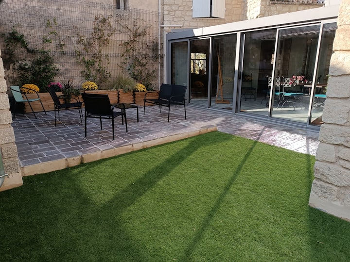 L'inattendu - Cour- Clim - Parking Clos - Carpentras