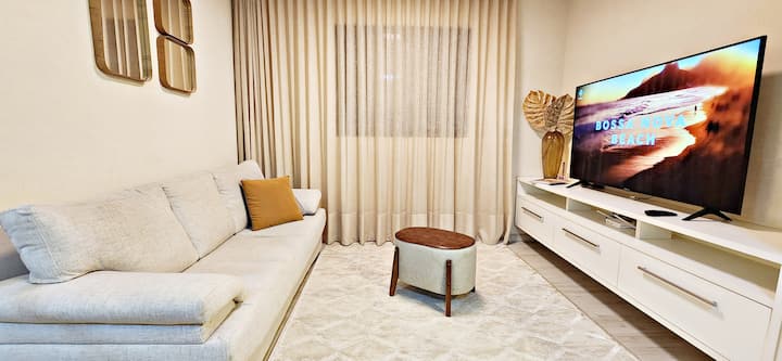 Apartamento Amplo E Aconchegante 2quartos Com Vaga - Curitiba