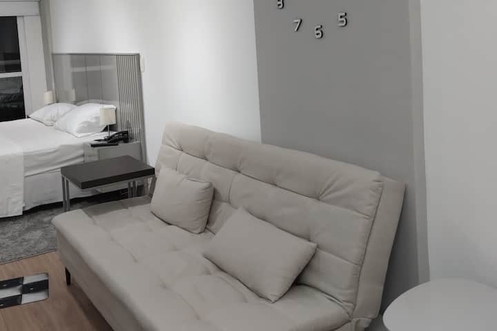 Mont Blanc Apart Hotel - Quarto Luxoso - Duque de Caxias