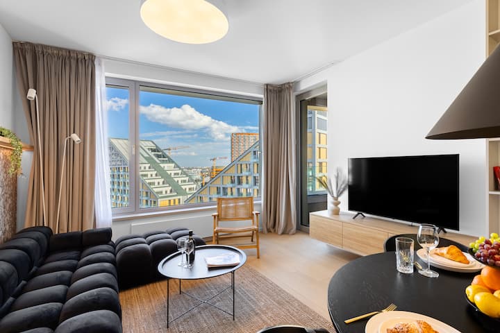 Stylish Haven Skypark Apartment - Bratislava