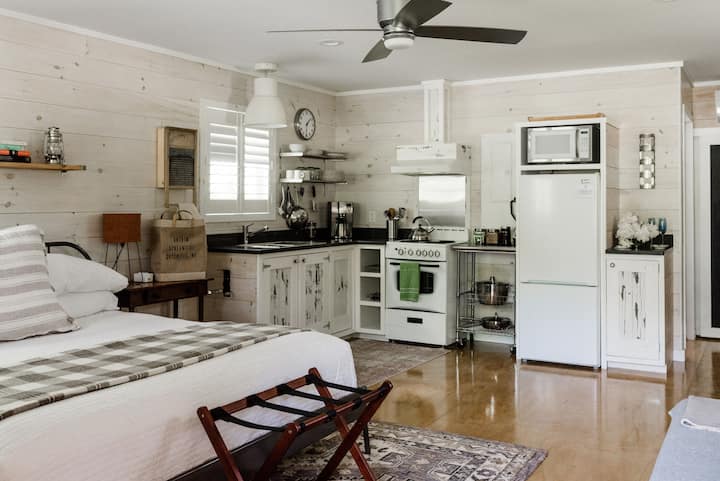 Orchard's Edge/antrim Streamside - Livingston Manor, NY