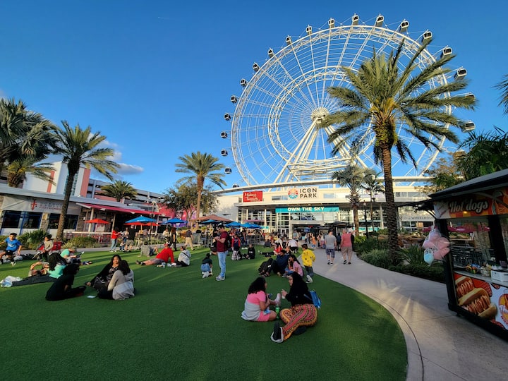 Orlando Getaway Near Theme Parks - Orlando, FL