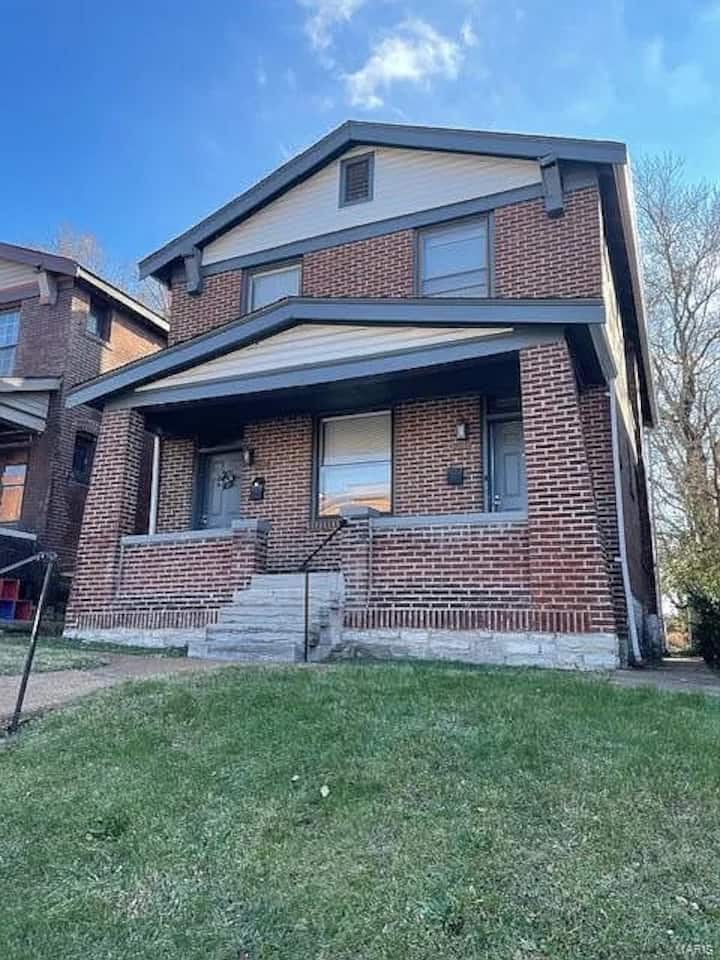 Duplex In St.louis - SLu, St. Louis