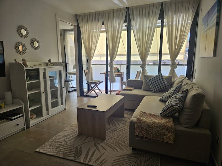 Moderno Apartamento De La Playa - Calafell