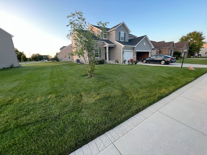 Summertree Estates Home - Deep River Waterpark, Crown Point