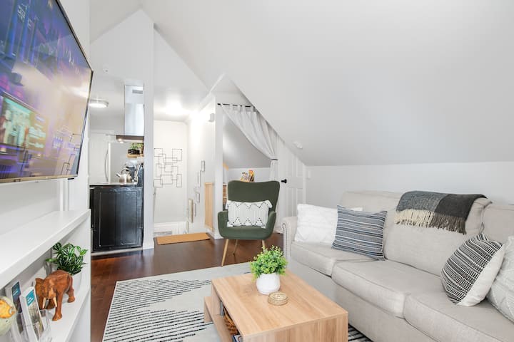 Family-friendly Loft W Kids Nook & Relaxing Patio - Comox