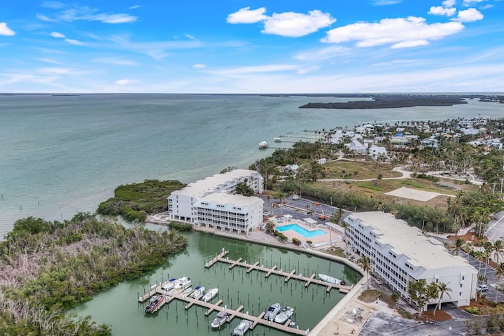 Bayfront Retreat-bayside Villas - Blind Pass Beach, Sanibel