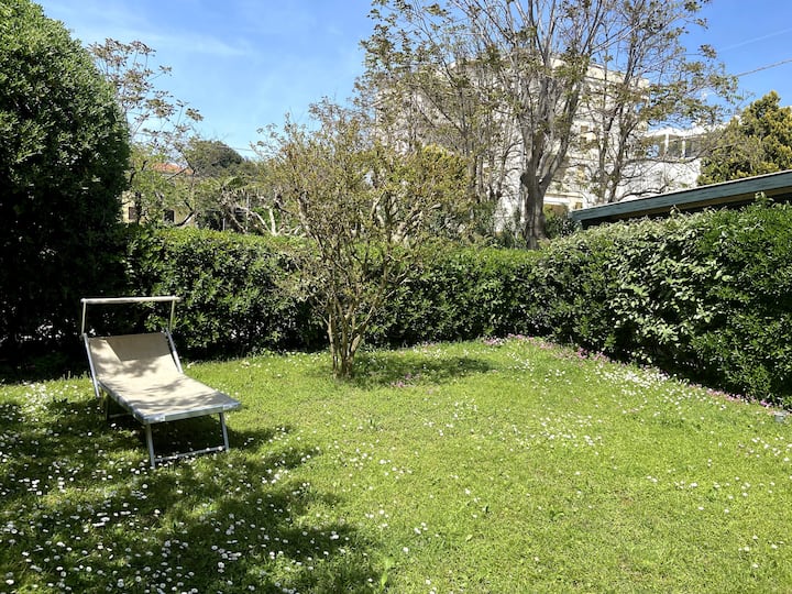 Porzione Di Villa Con Giardino E Posto Auto - Senigallia