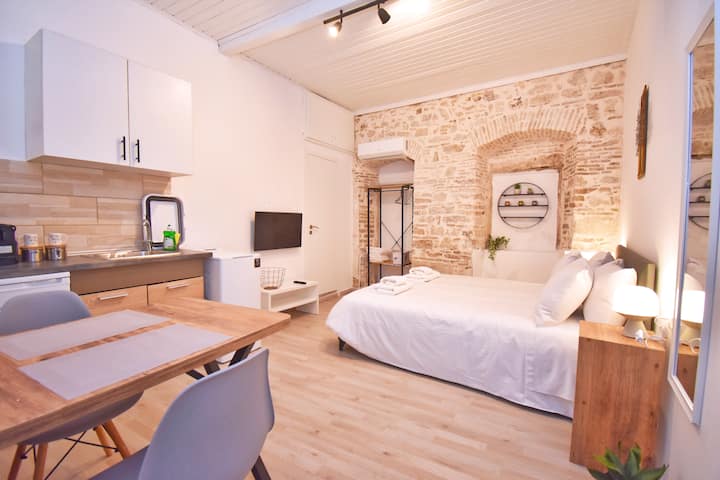 Corfu Casino Studio In The Heart Of Town - Corfù