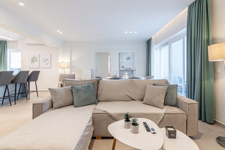 Casa Civique-modern City Apt. With Patio & Parking - Heraklion