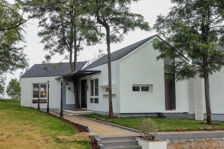 The Gables | Bells Of Ireland - Coonoor