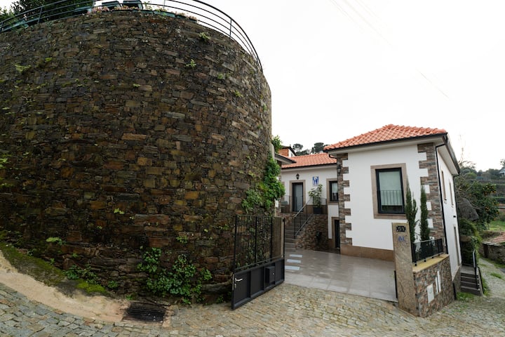 Encanto Do Douro Antigo - Castelo de Paiva