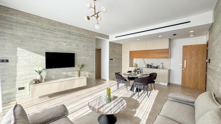 2 Bedroom Modern Apartment With Sea View - Paphos