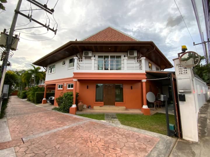 Sara Bed Hub - Saiyuan, Phuket - Phuket