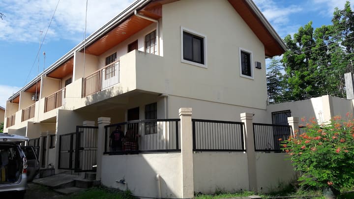 Indang Country Home - Indang