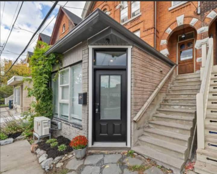 Heritage Loft Downtown Kingston - 京斯敦