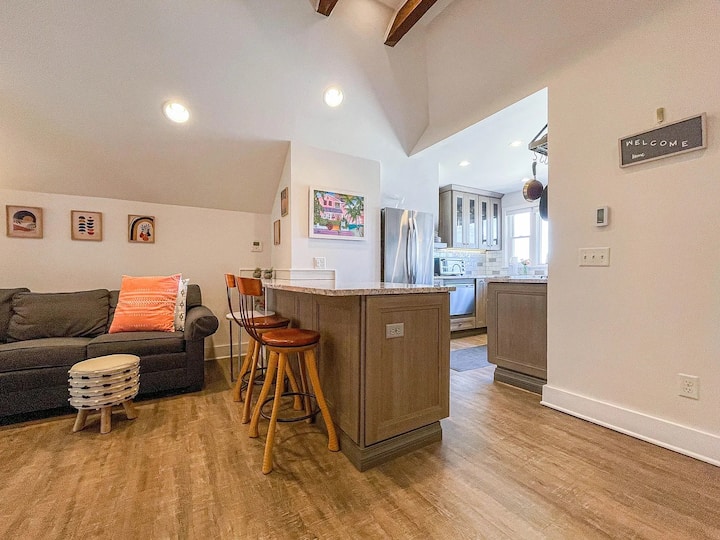 Spacious Portland Me Dream 1 Bed - Portland, ME