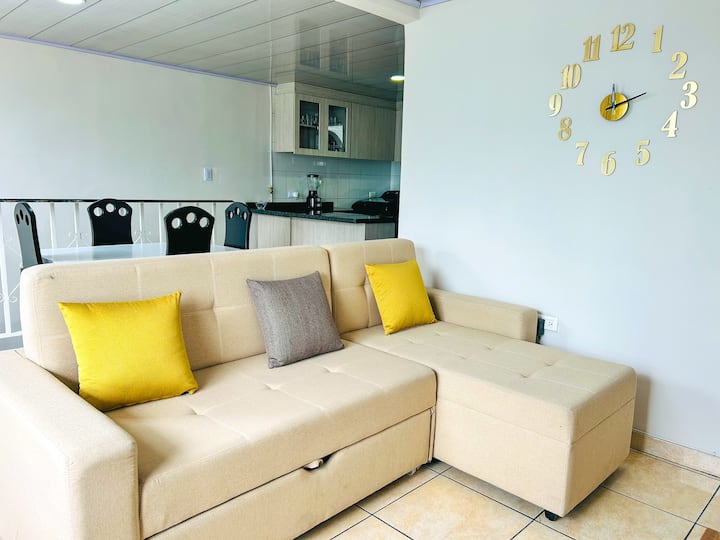 El Rincón Dorado! - Armenia