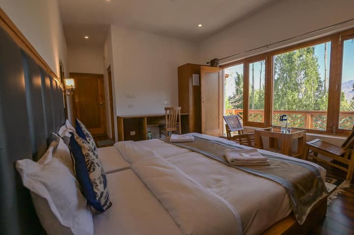 Room In Leh - Leh