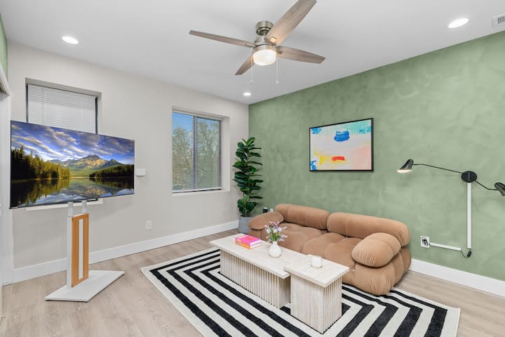 Upscale 1br Stay In Prime Stl - University City, MO