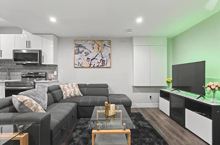 Cozy Cove, A Home Away. (0$ Cleaning Fee) - Edmonton