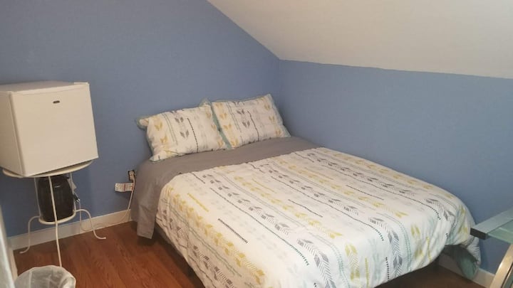 Room In Bayview - San Francisco, CA