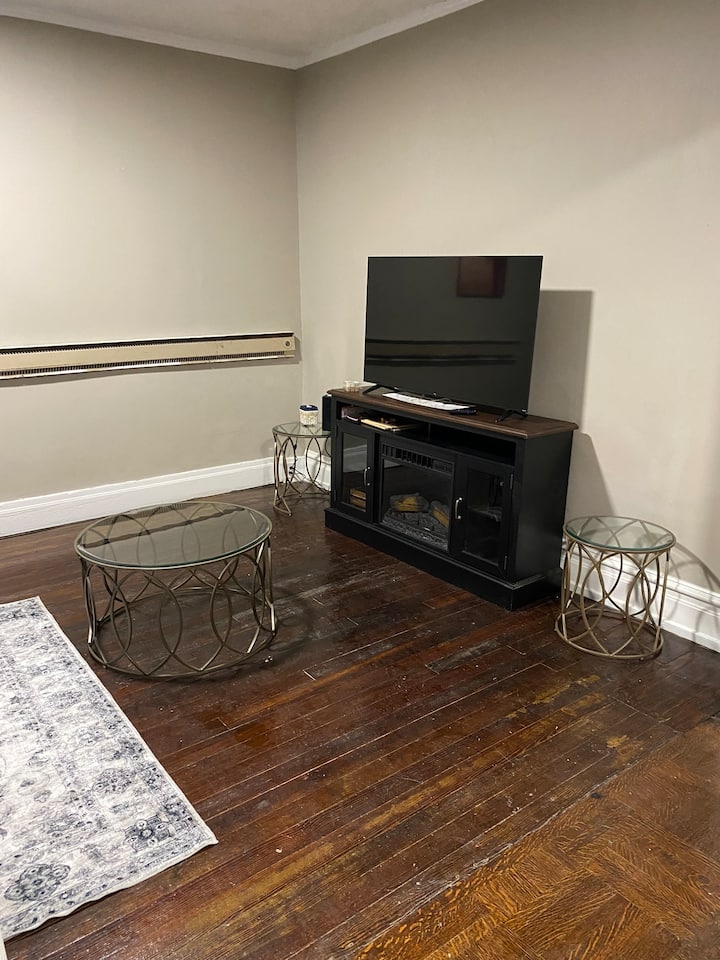 Cozy 2br Retreat Near Hospital! - Altoona, PA